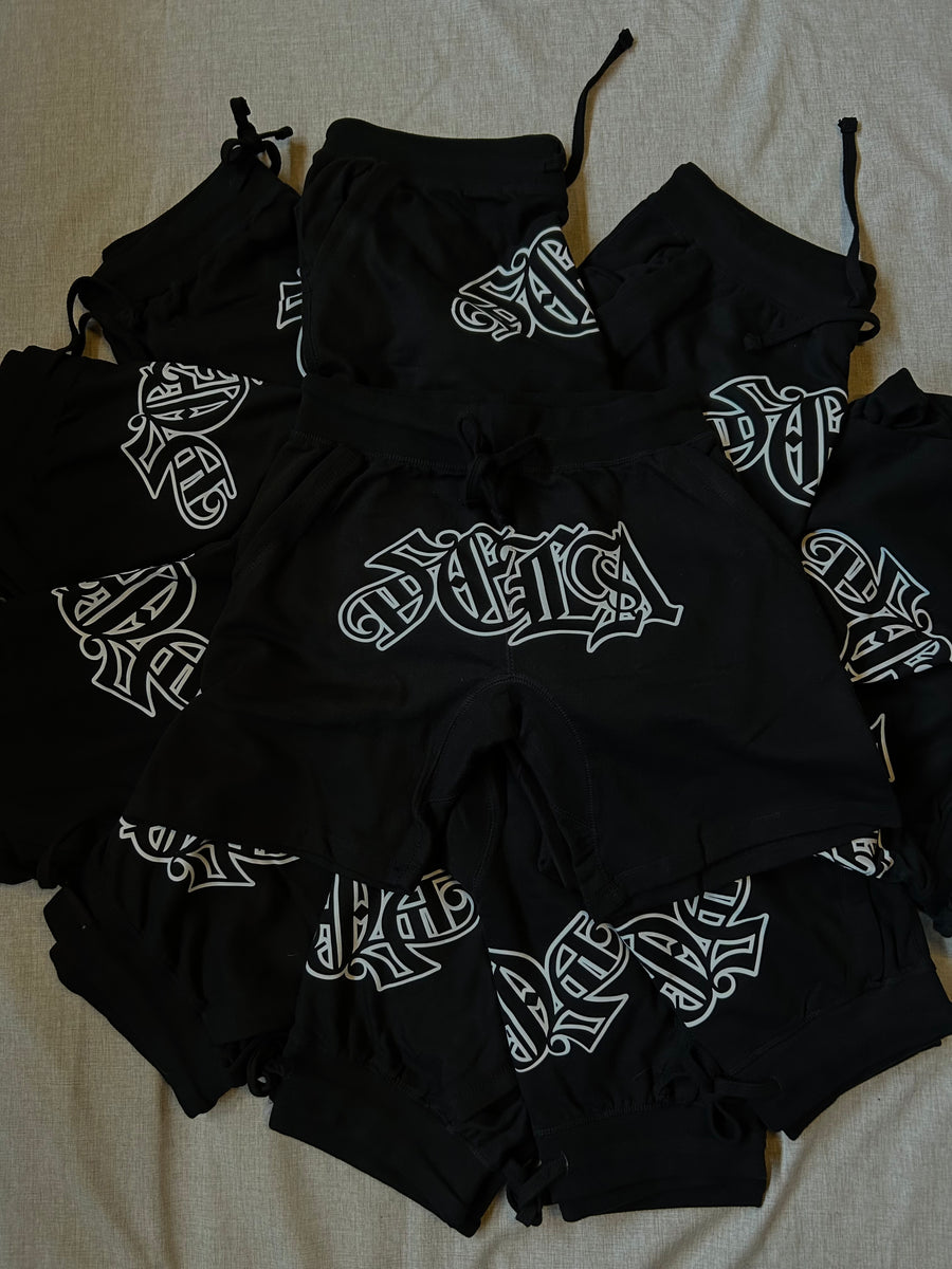 $ELA SWEATSHORTS – SELA CLOTHING